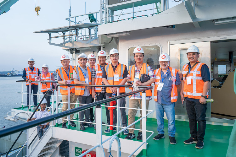 Meratus - Datangkan Kapal Baru, Meratus Adakan Vessel Tour bersama Partner